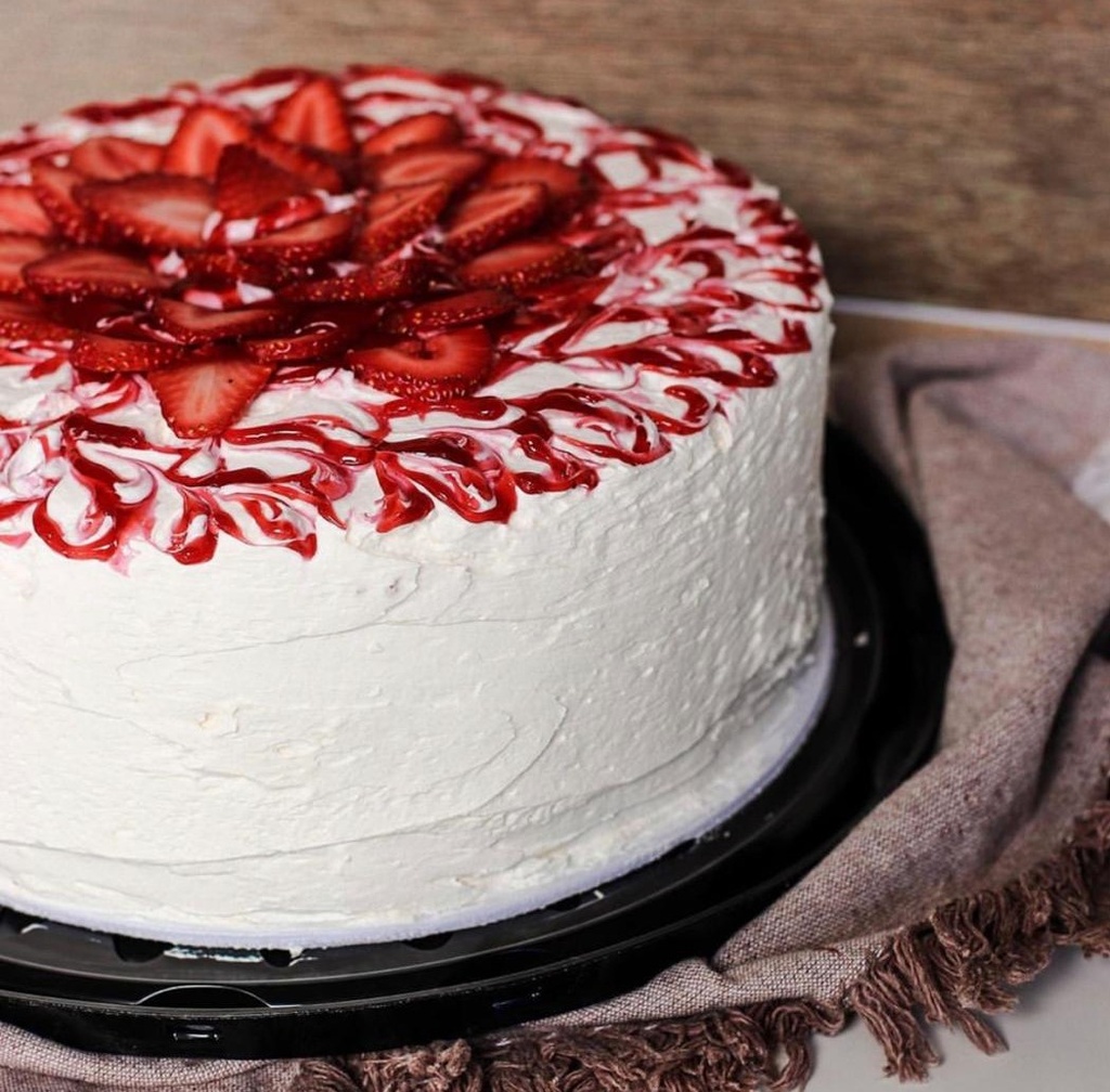 BOLO NINHO COM MORANGO | Bolo na Hora